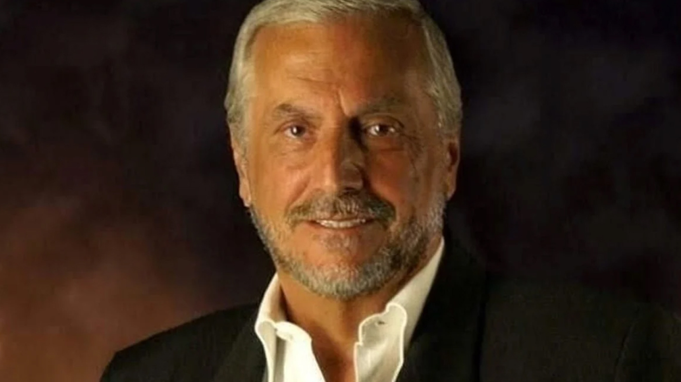 “No es más grande el que más espacio ocupa, si no el que más vacío deja ...